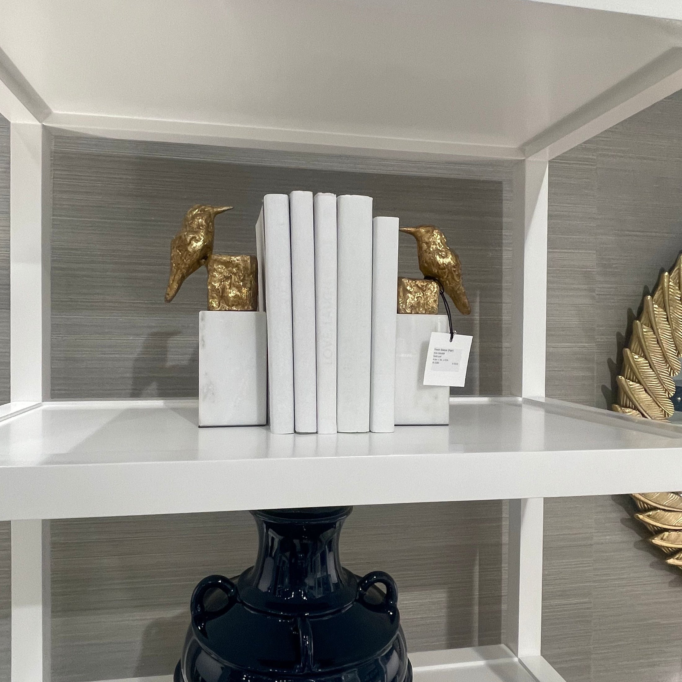 Villa & House Finch Statue Pair Gold Leaf – CLAYTON GRAY HOME