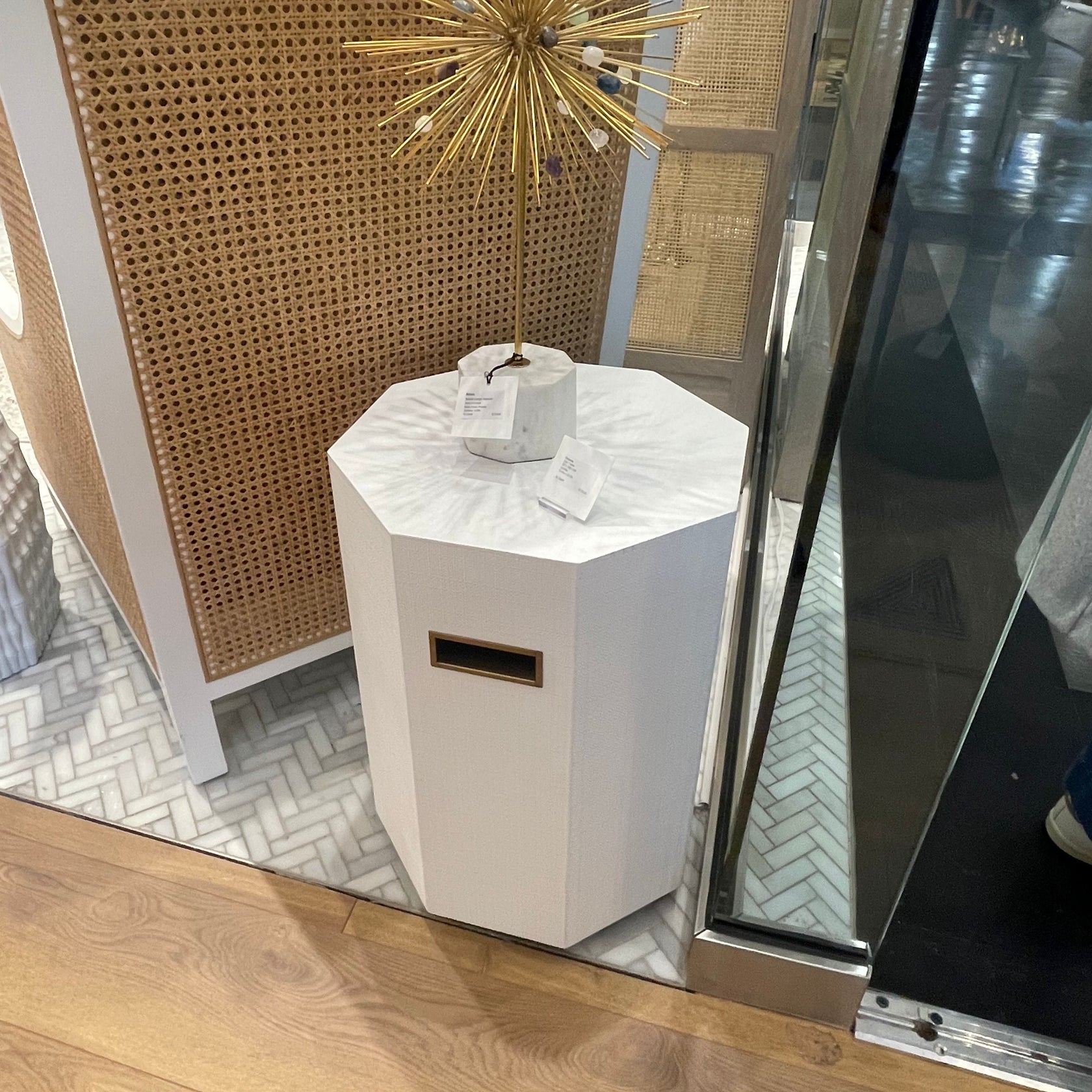Villa & House Octavia Side Table Vanilla – CLAYTON GRAY HOME
