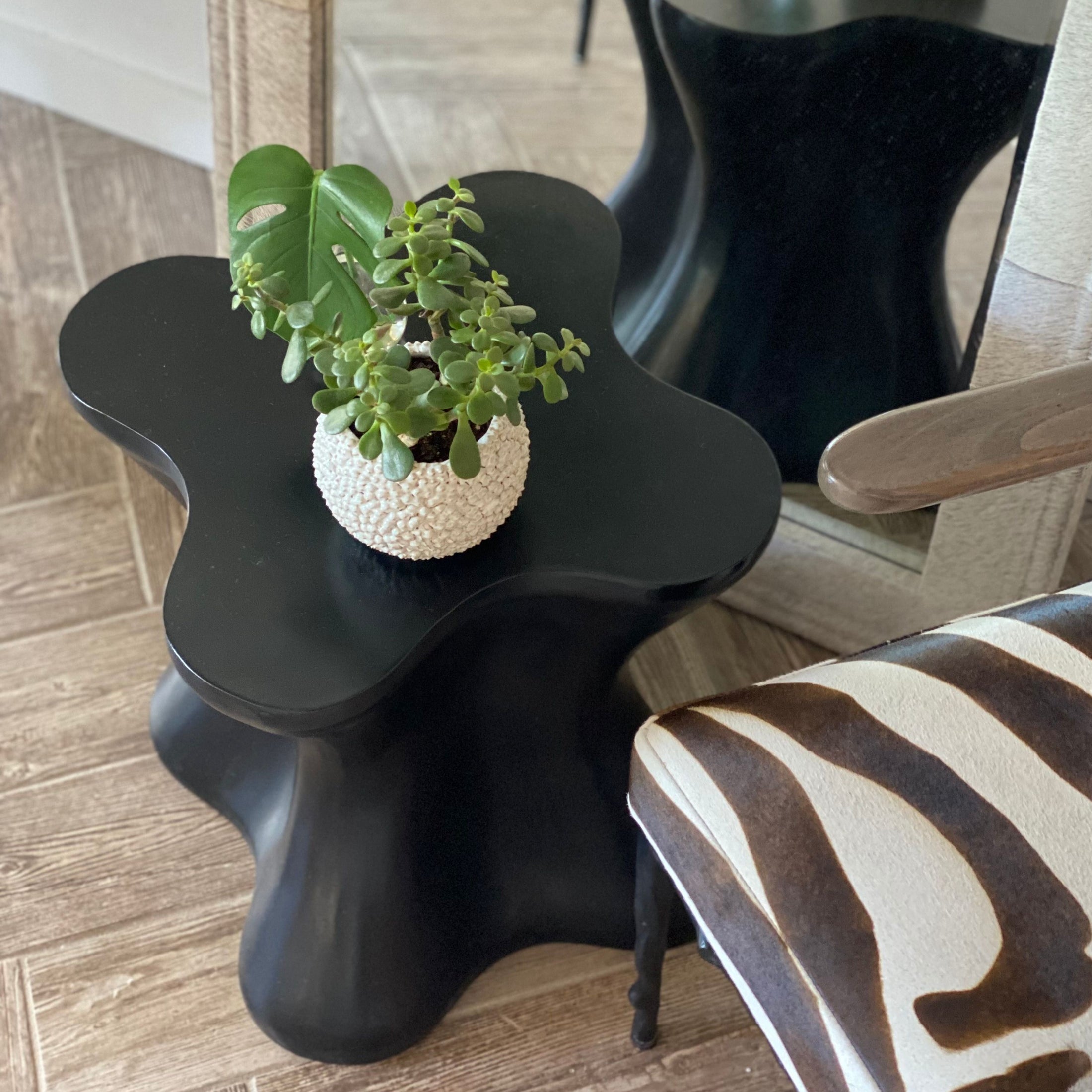 Made Goods Howe Side Table Black Concrete – CLAYTON GRAY HOME